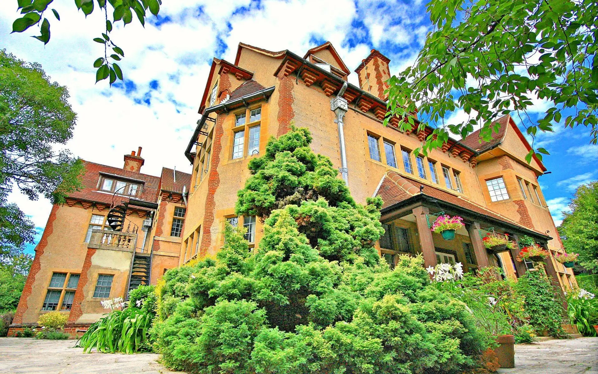 Discovery Care Group - Exceptional Care in Beautiful Kent Locations